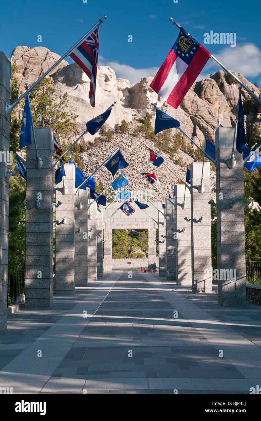 Avenue of Flags, Mount Rushmore National Memorial, South Dakota, USA ...