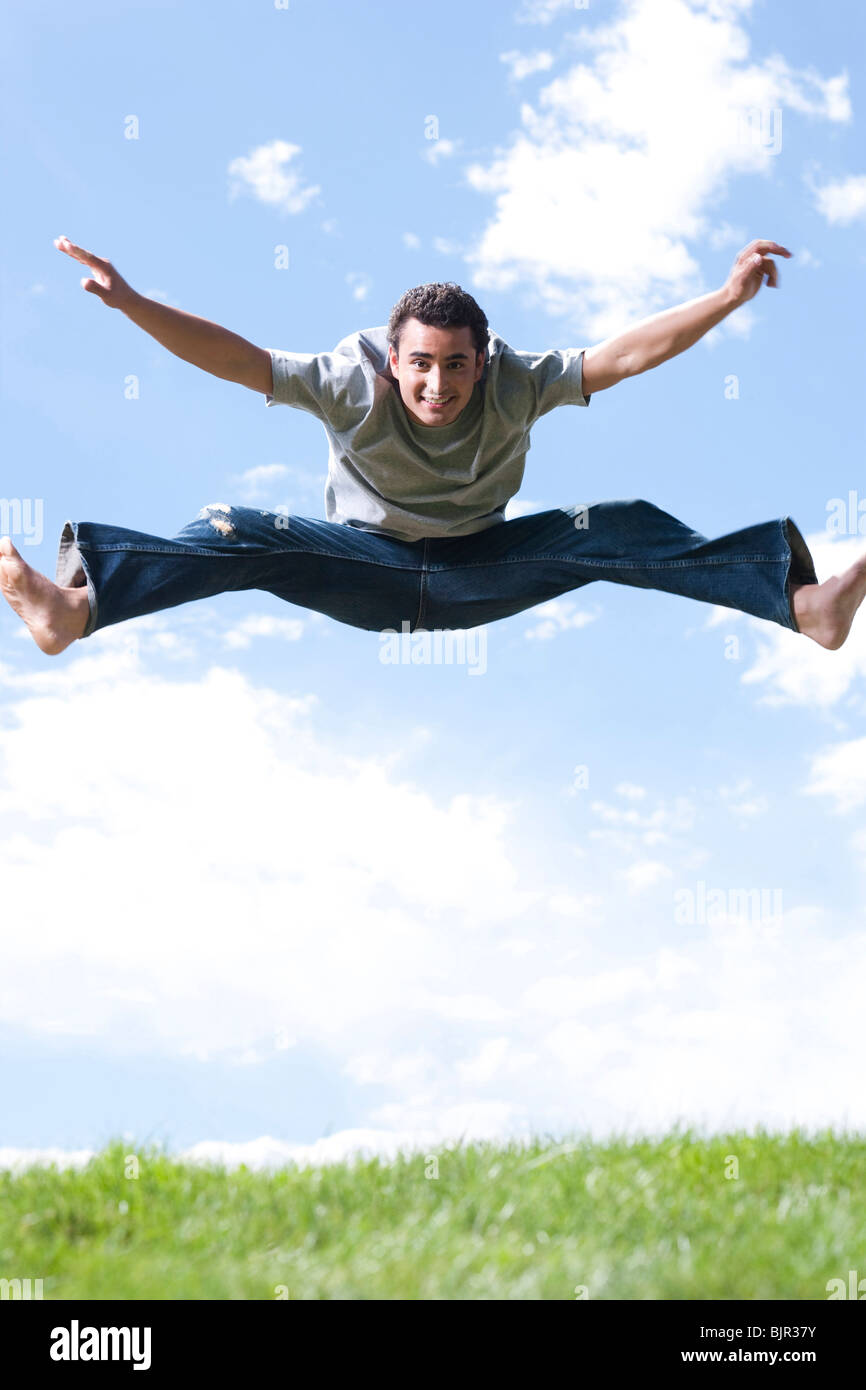 Man cheering facing camera hi-res stock photography and images - Alamy