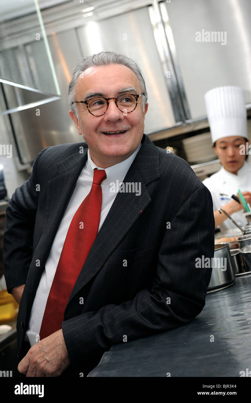 Alain Ducasse Stock Photos & Alain Ducasse Stock Images - Alamy
