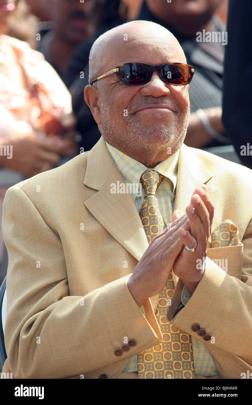 BERRY GORDY THE MIRACLES HOLLYWOOD WALK OF FAME HOLLYWOOD LOS ANGELES ...