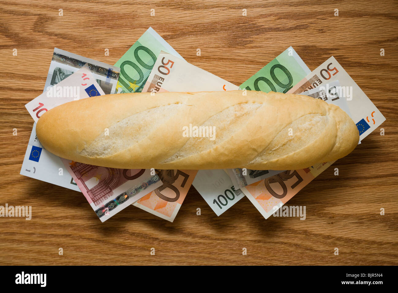 100 euro and 20 euro hi-res stock photography and images - Alamy