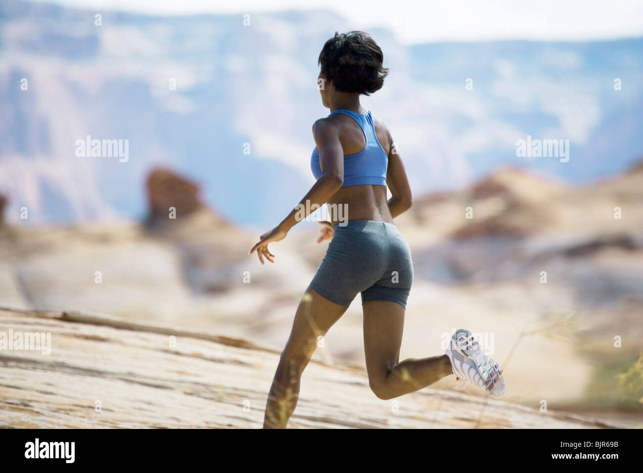 Woman desert african fitness hi-res stock photography and images - Alamy