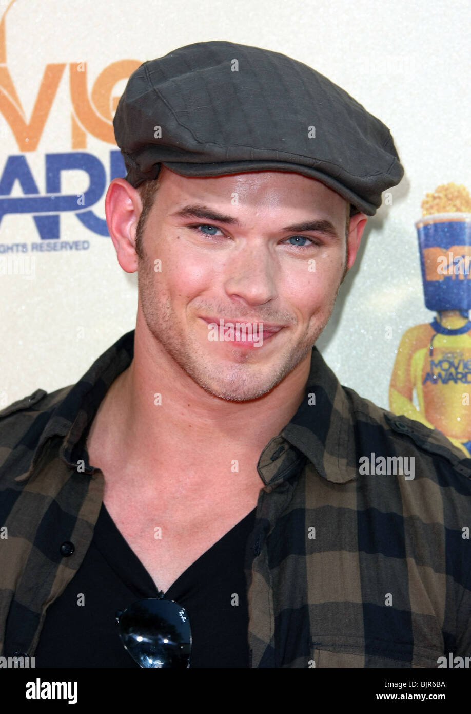 KELLAN LUTZ 2009 MTV MOVIE AWARDS BURBANK LOS ANGELES CA USA 31 May ...