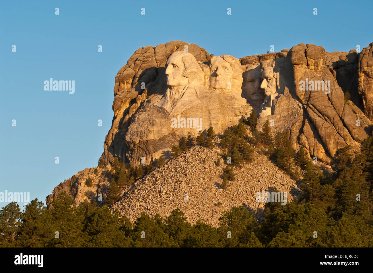 Sunrise, Mount Rushmore, Mount Rushmore National Memorial, South Dakota ...