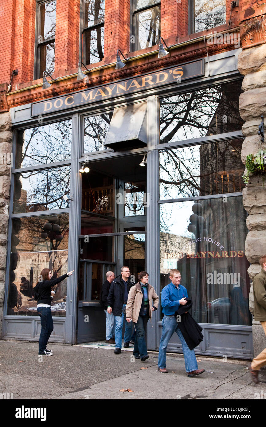 Seattle Underground tour, Pioneer Building, Pioneer Square, Seattle ...