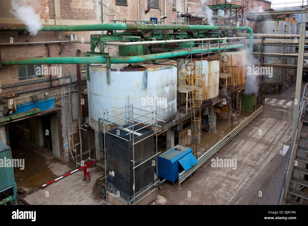Chemical storage tank hi-res stock photography and images - Alamy