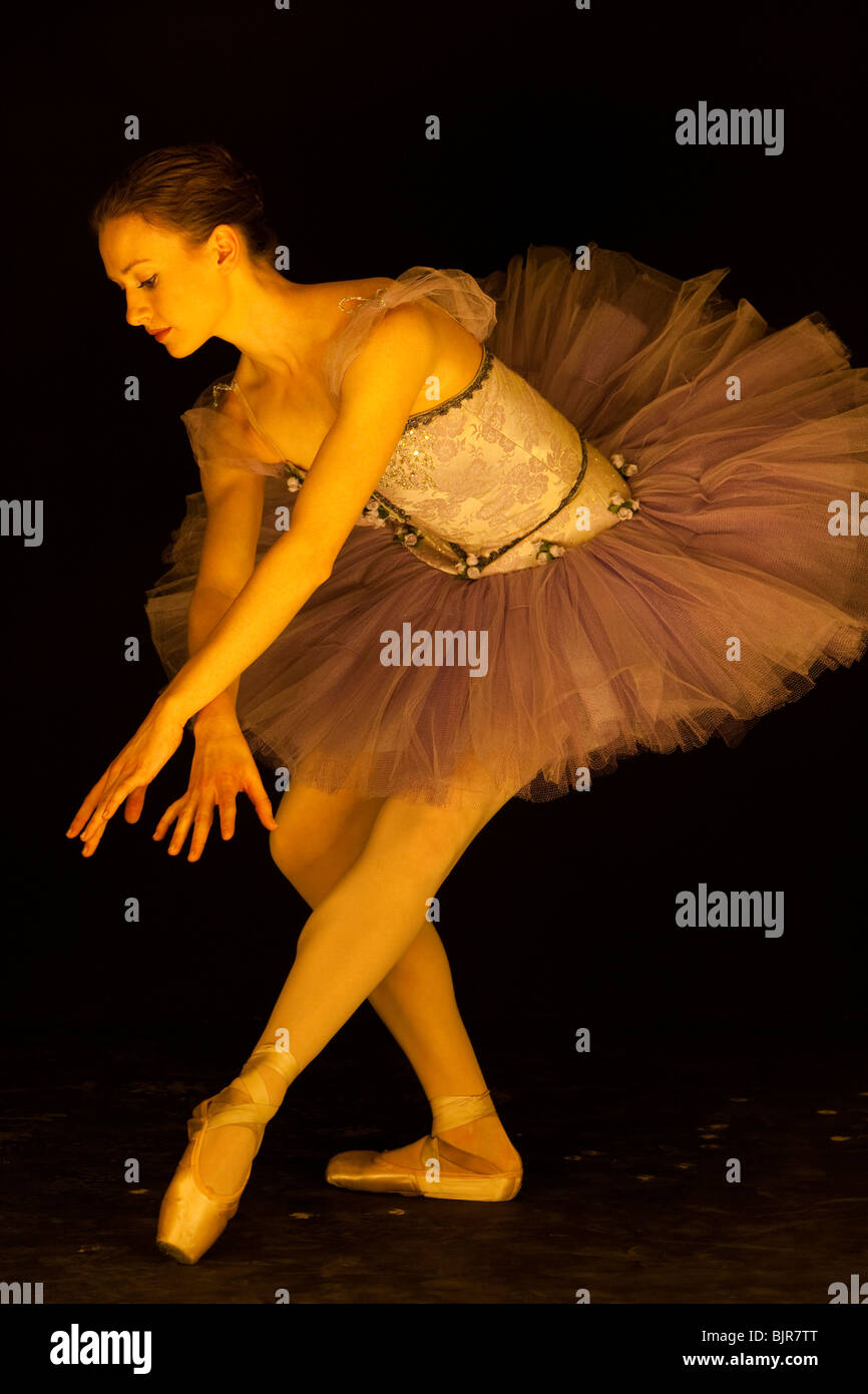 Woman dancing ballet Stock Photo - Alamy