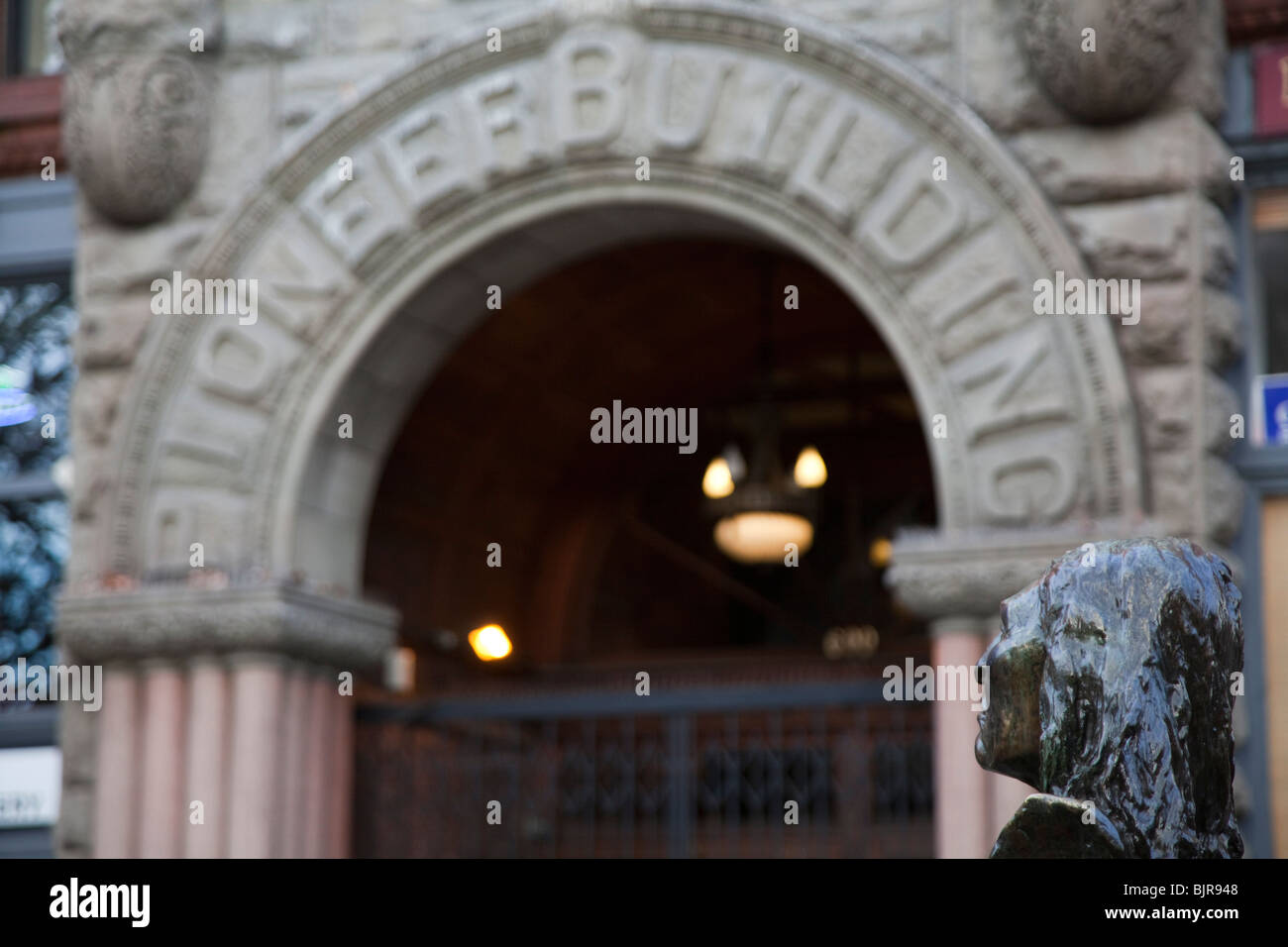 Chief Sealth statue and Pioneer Building, Pioneer Square, Seattle ...