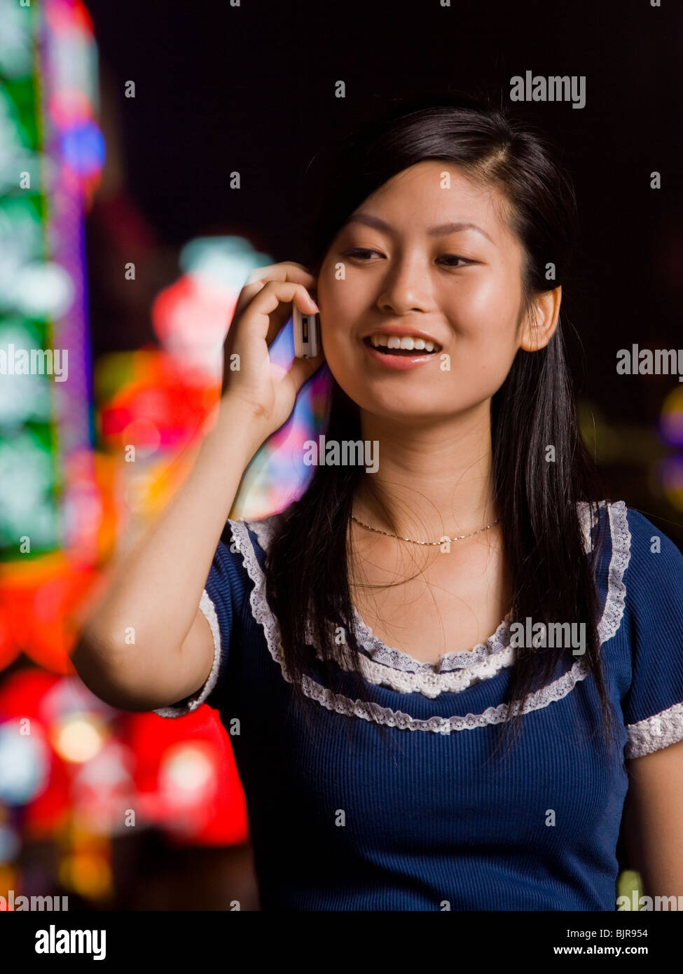 woman with a cell phone Stock Photo - Alamy