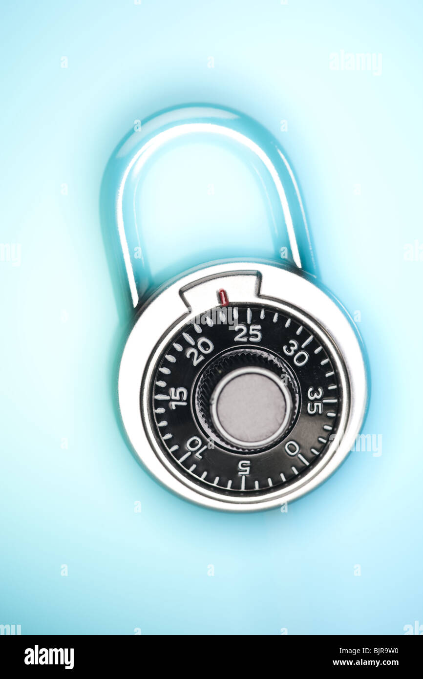 Number combination locks hi-res stock photography and images - Alamy