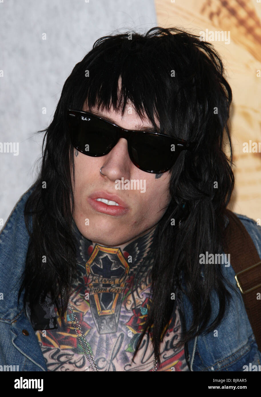 TRACE CYRUS THE LAST SONG WORLD PREMIERE HOLLYWOOD LOS ANGELES CA USA ...
