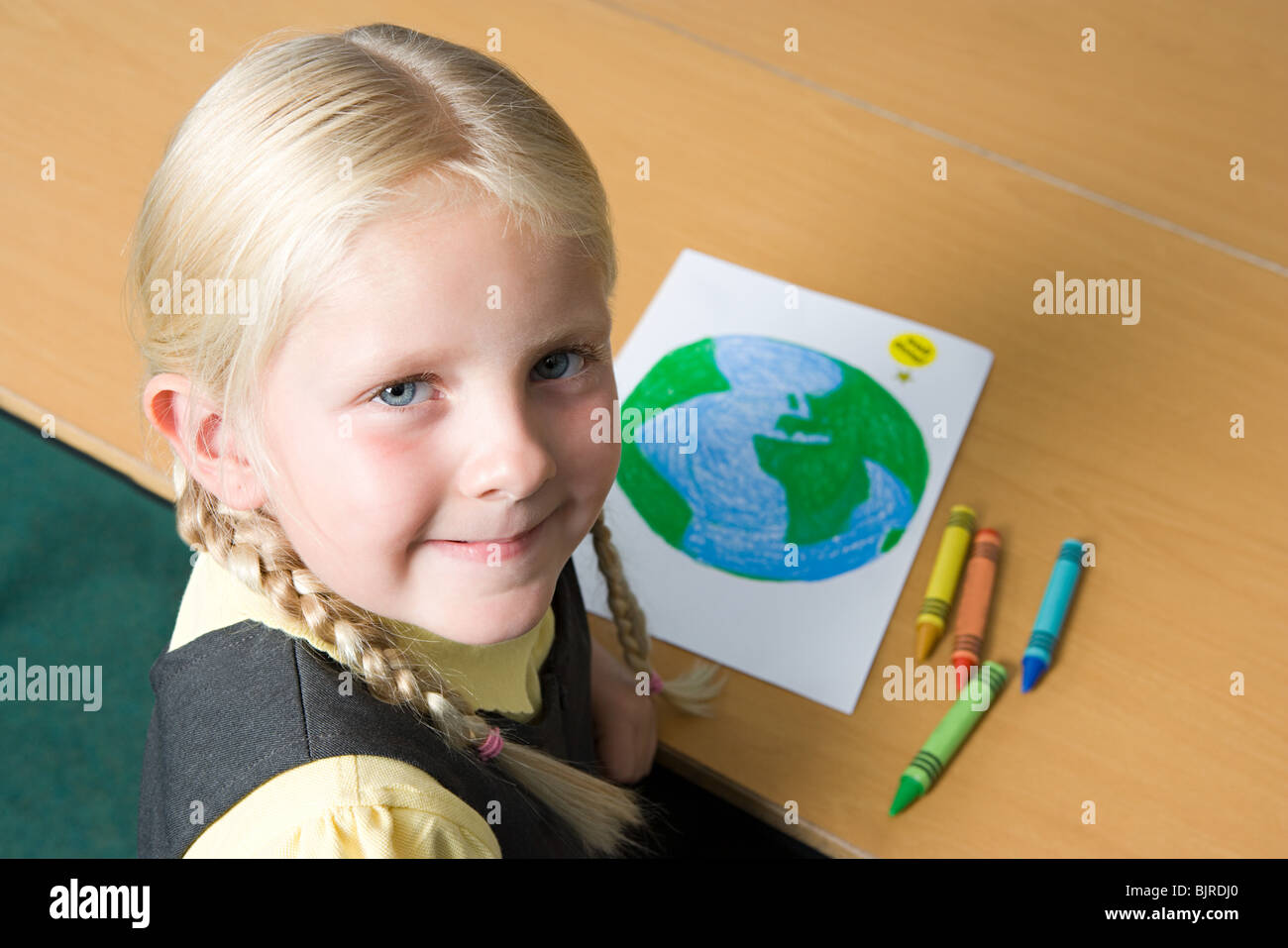 Girl drawing planet earth hi-res stock photography and images - Alamy