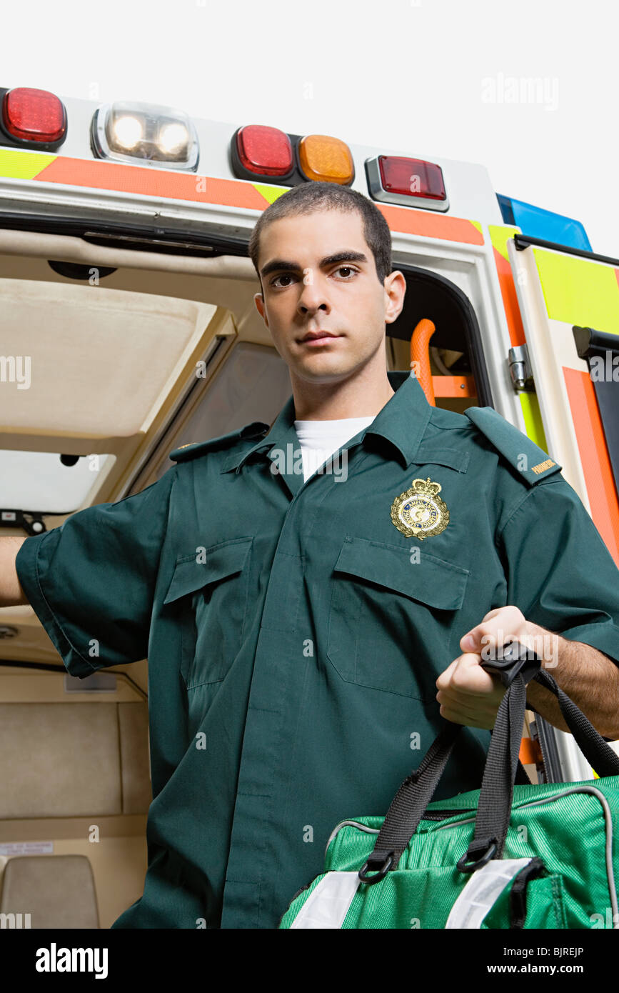 Transport en ambulance hi-res stock photography and images - Alamy
