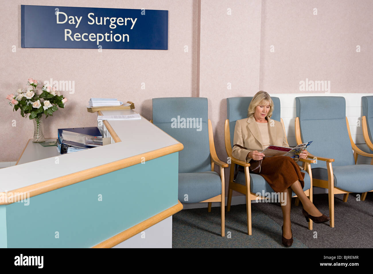 Surgery sign hi-res stock photography and images - Alamy