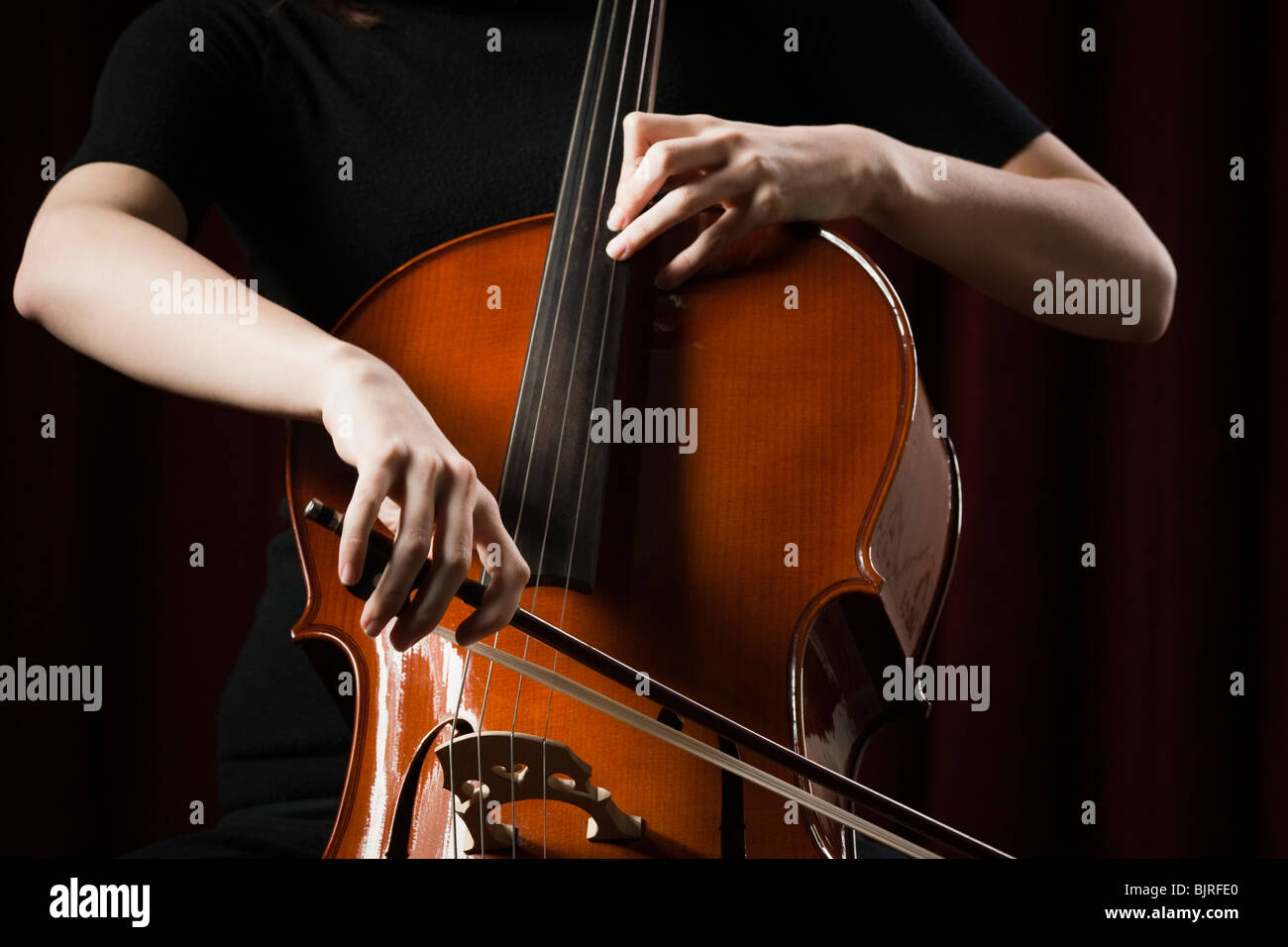 Cello hi-res stock photography and images - Alamy