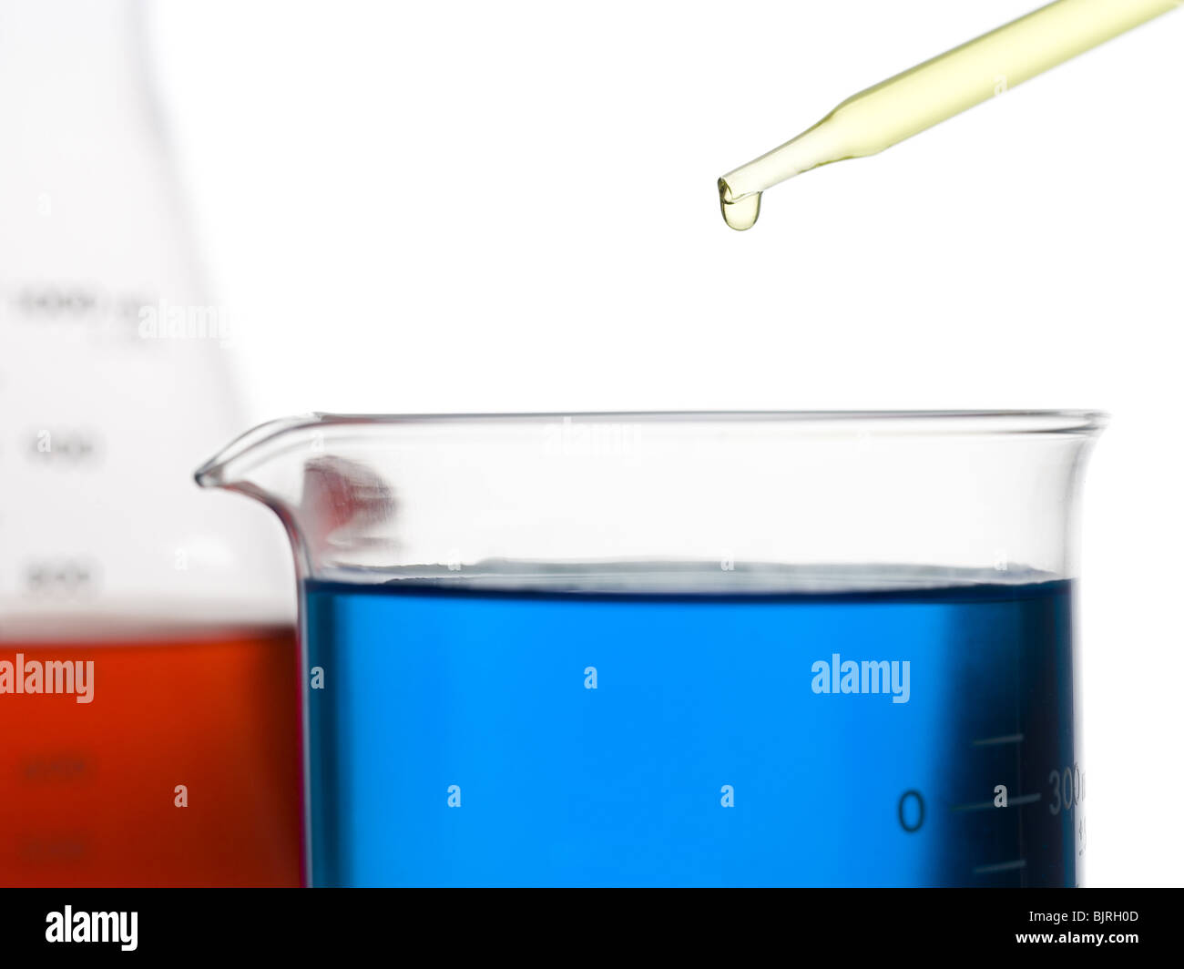 Chemicals reacting hi-res stock photography and images - Alamy