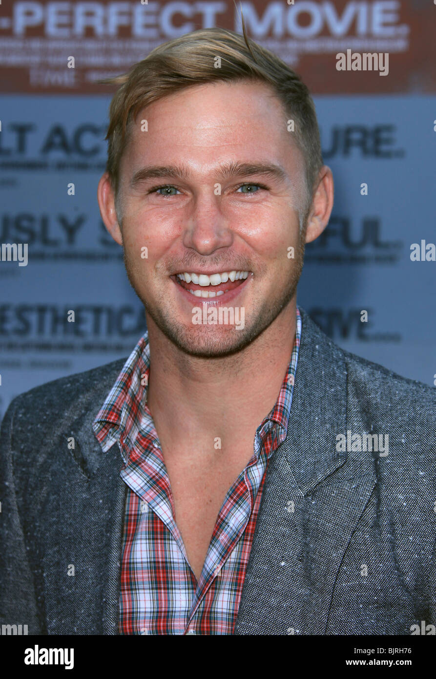 BRIAN GERAGHTY THE HURT LOCKER LOS ANGELES PREMIERE HOLLYWOOD LOS ...