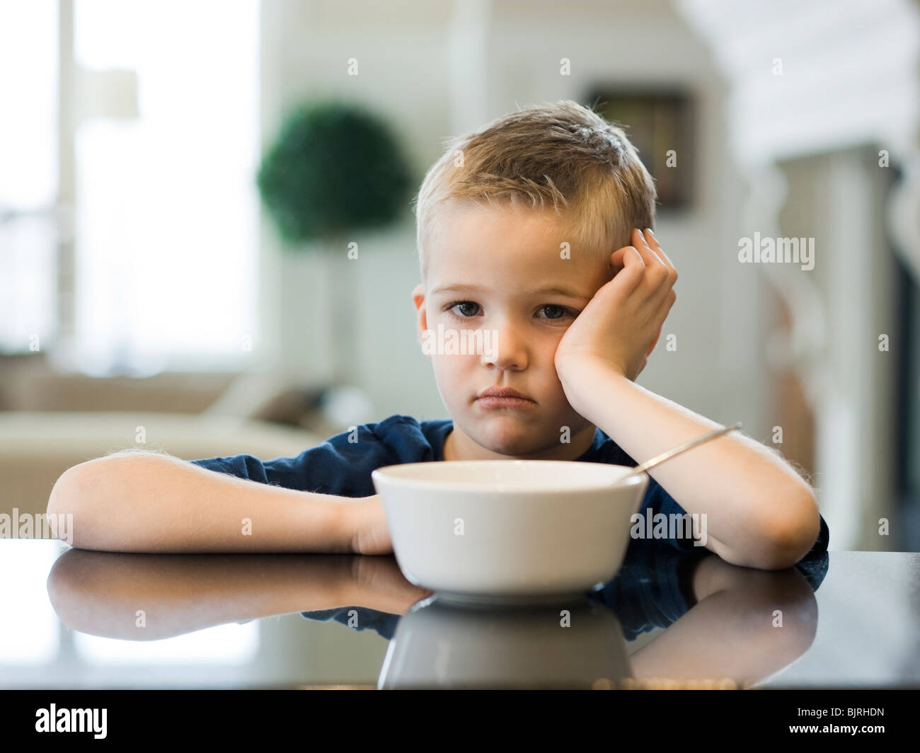 One hand under cheek hi-res stock photography and images - Alamy