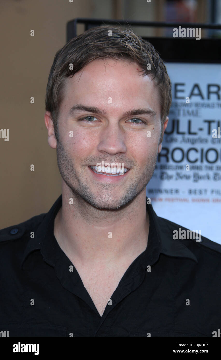 SCOTT PORTER THE HURT LOCKER LOS ANGELES PREMIERE HOLLYWOOD LOS ANGELES ...