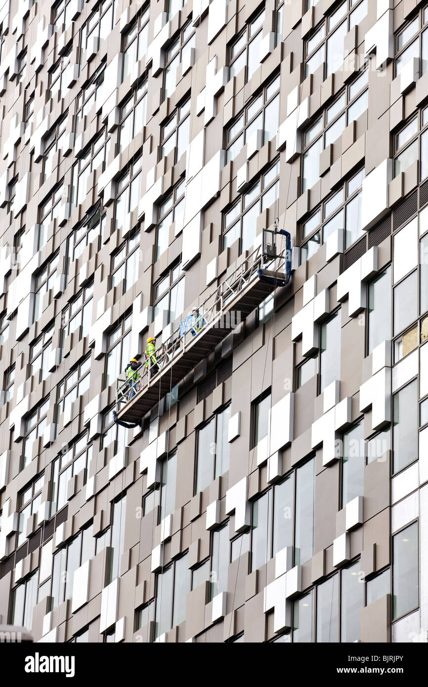 Cuboid building hi-res stock photography and images - Alamy