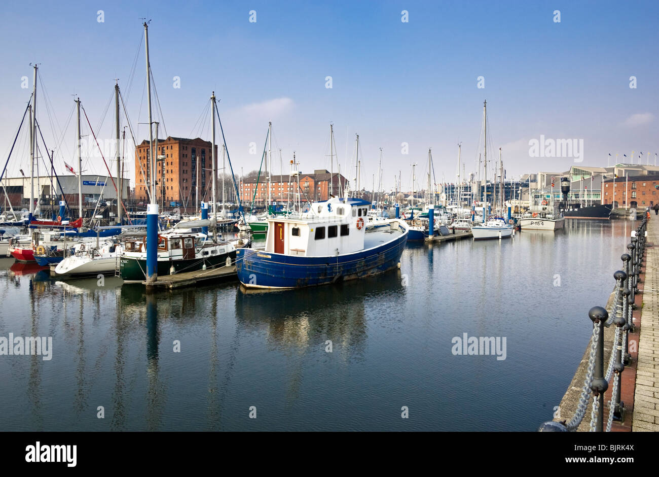 Boats hull marina humberside east yorkshire hi-res stock photography ...