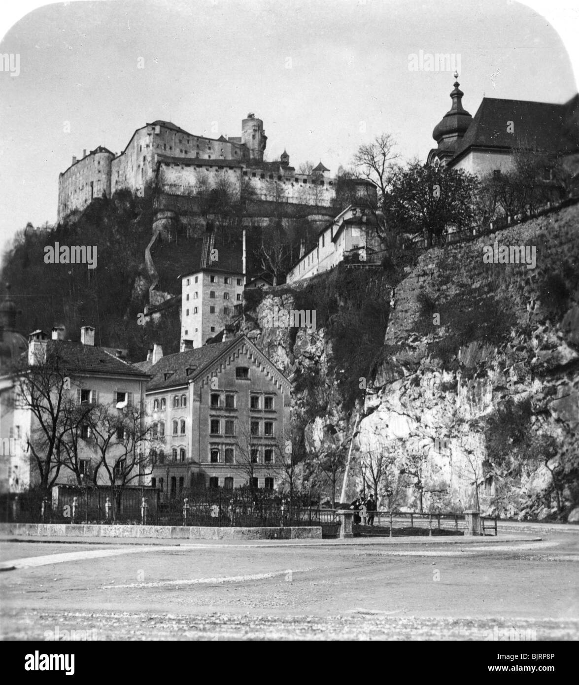 Nonnberg nunnery hi-res stock photography and images - Alamy