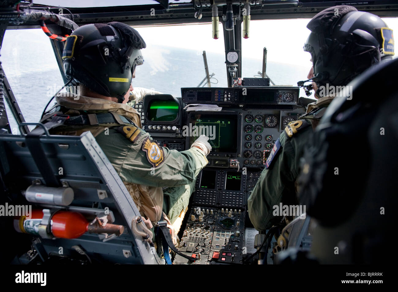 Royal navy mk8 lynx helicopter hi-res stock photography and images - Alamy