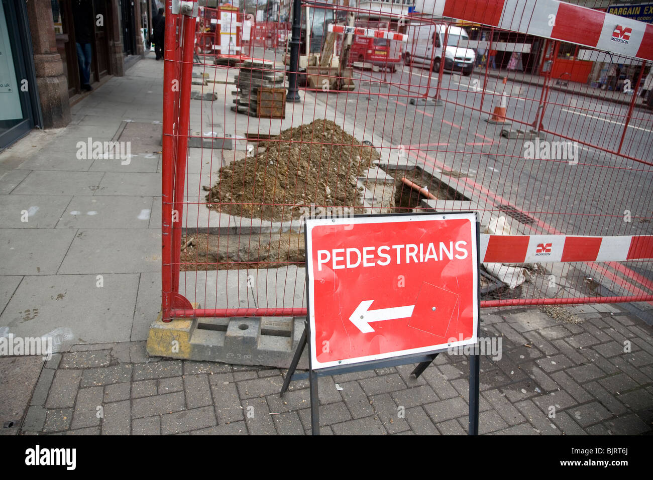 Deviation road sign hi-res stock photography and images - Alamy