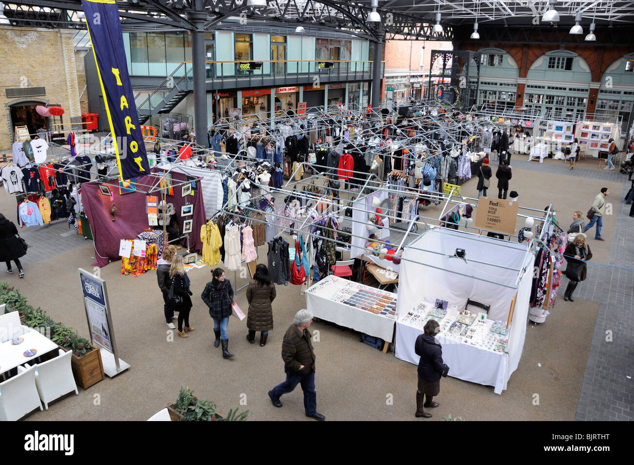 Old spitalfields markets hi-res stock photography and images - Alamy