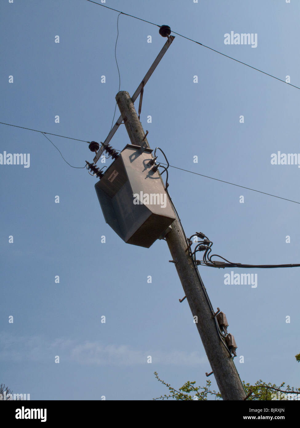 WOODEN POWER CABLE POLE AND TRANSFORMER Stock Photo - Alamy