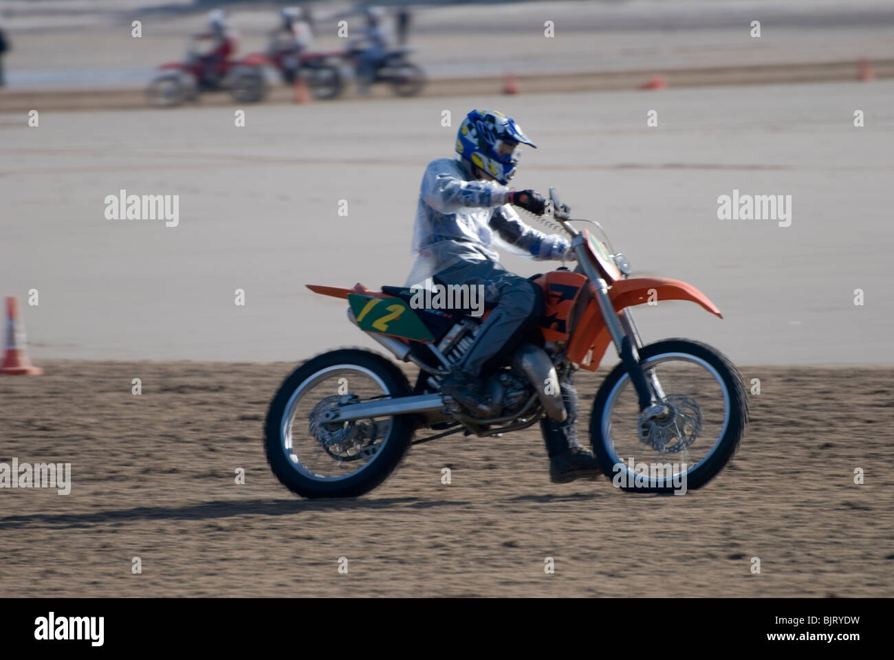 Motorcycle sand racing on beach hi-res stock photography and images - Alamy
