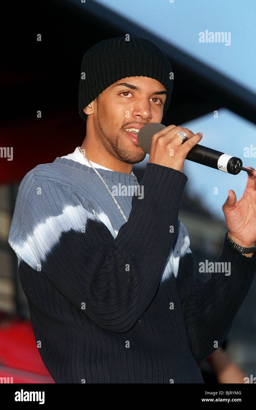 Craig david 2000 hi-res stock photography and images - Alamy
