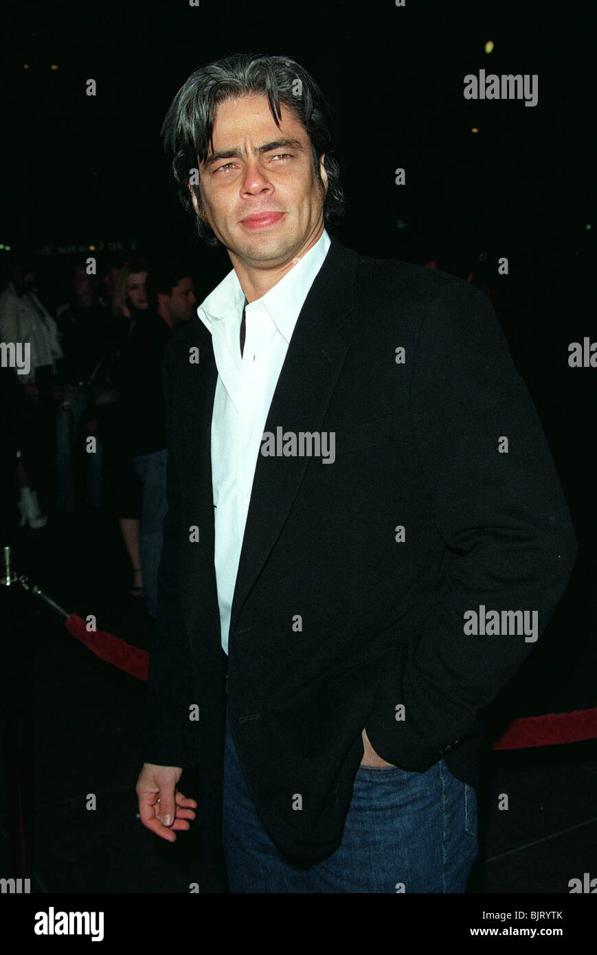 Snatch benicio hi-res stock photography and images - Alamy