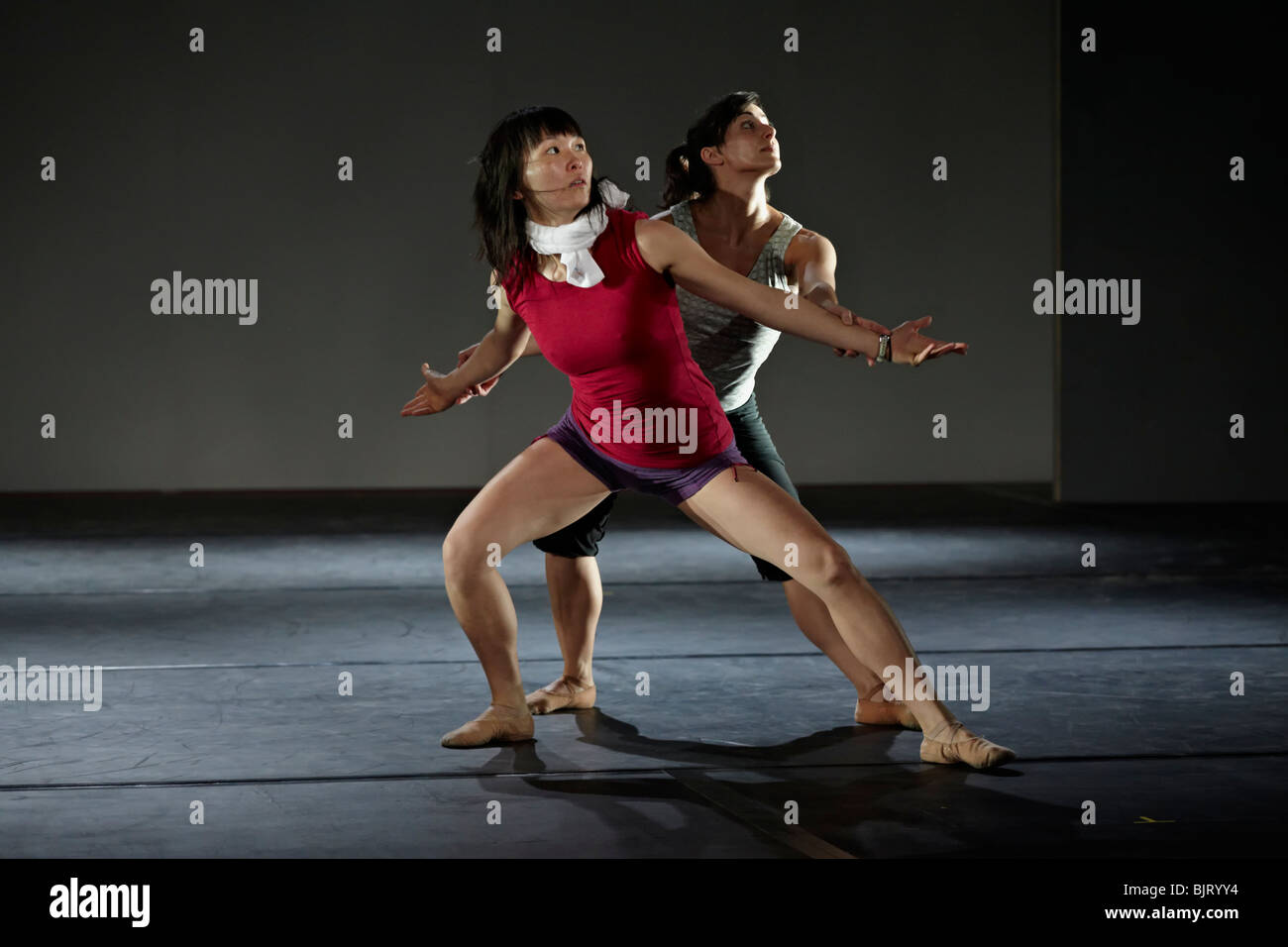 Modern Dance. Female dancers of a modern dance touring group at a stage ...