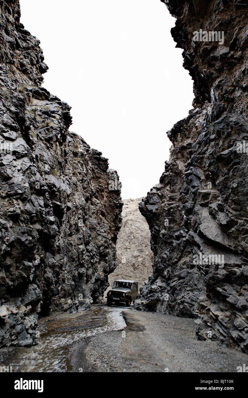 Narrow plain hi-res stock photography and images - Alamy