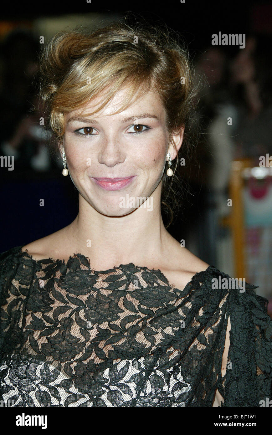 Honeysuckle weeks hi-res stock photography and images - Alamy