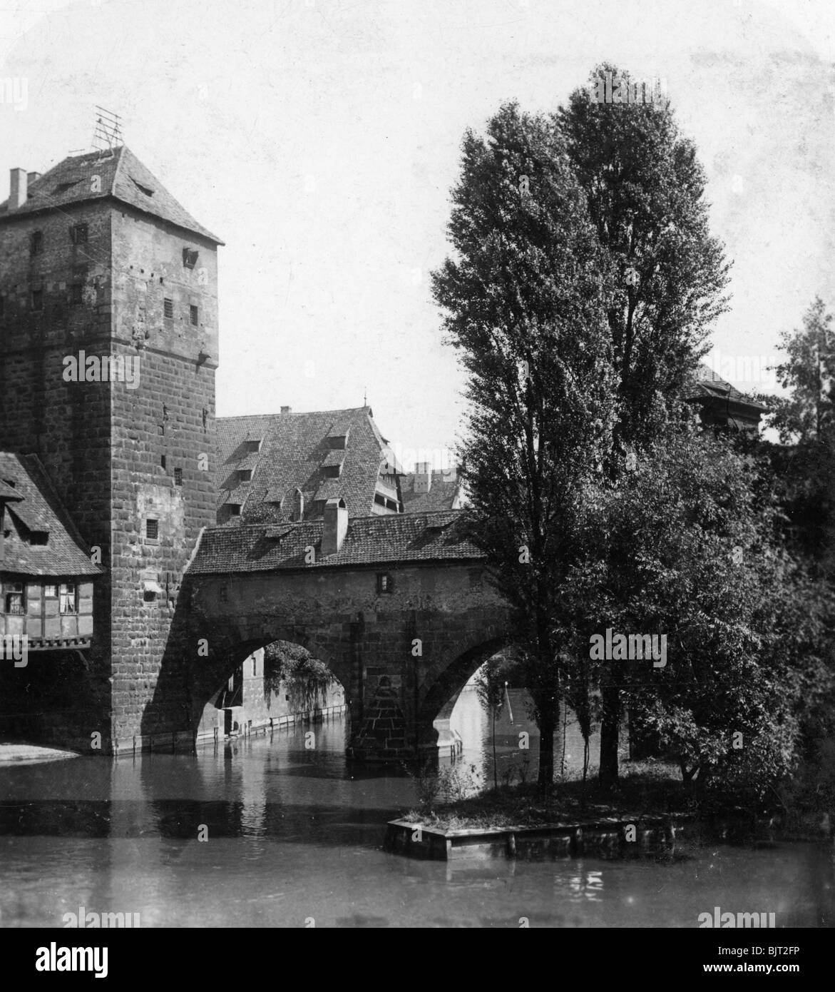 Henkersteg (The Hangman's Bridge), Nuremberg, Bavaria, Germany, c1900s ...