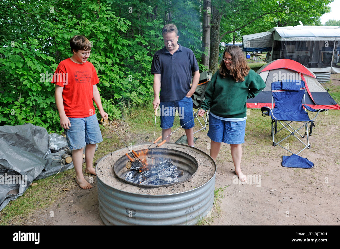 Cooking at camp motorhome camping hi-res stock photography and images ...