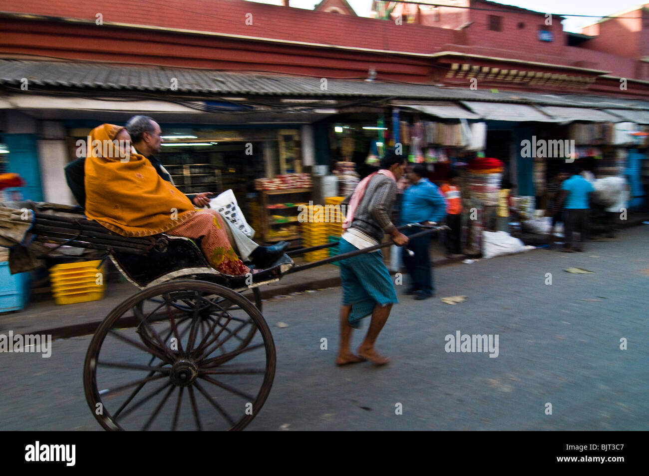 Hand rickshaw hi-res stock photography and images - Alamy