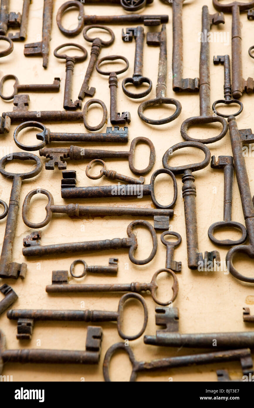 Collection of old keys Stock Photo - Alamy