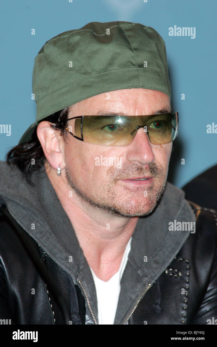 Bono portrait hi-res stock photography and images - Alamy