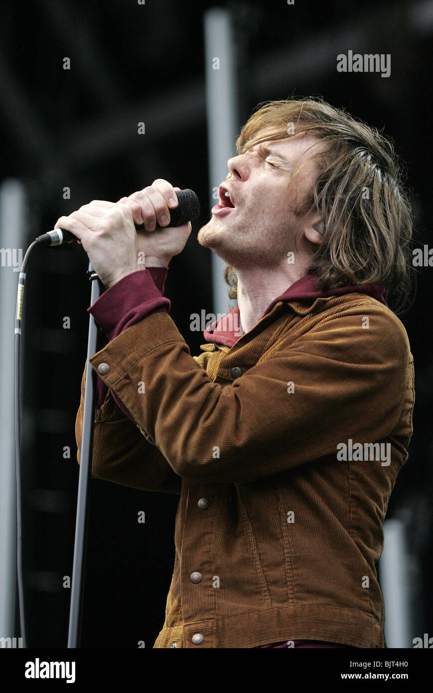 RODDY WOOMBLE R.E.M CONCERT HULL KC STADIUM 05 July 2005 Stock Photo ...
