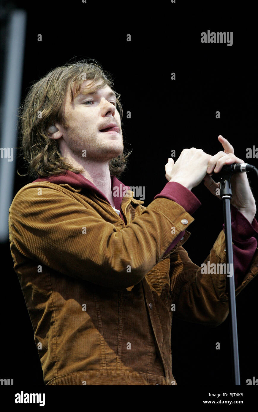 RODDY WOOMBLE R.E.M CONCERT HULL KC STADIUM 05 July 2005 Stock Photo ...