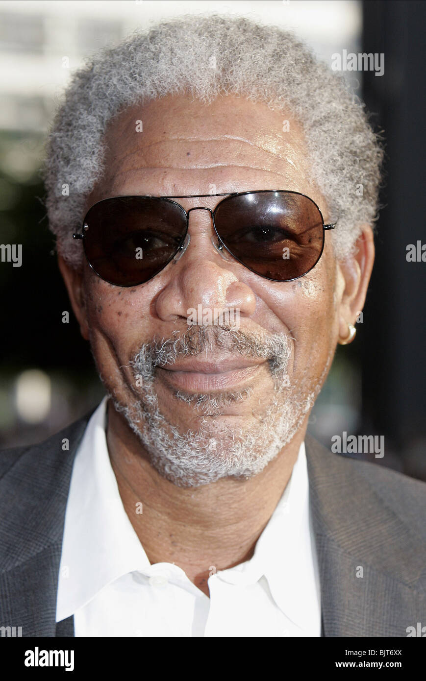 Batman begins morgan freeman hi-res stock photography and images - Alamy