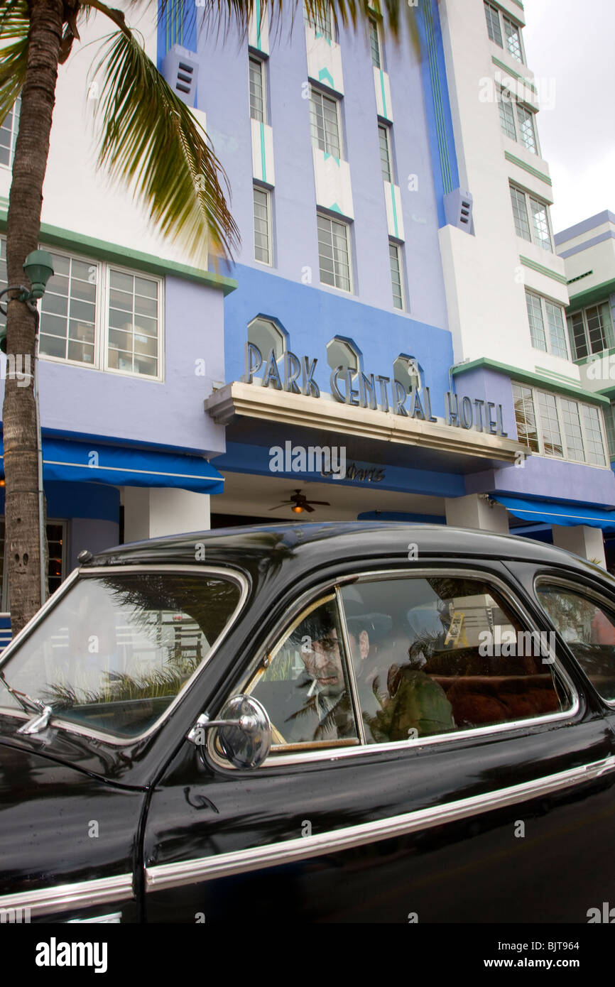 1937 Henry Hohauser designed Park Central Hotel. Art Deco styled ...