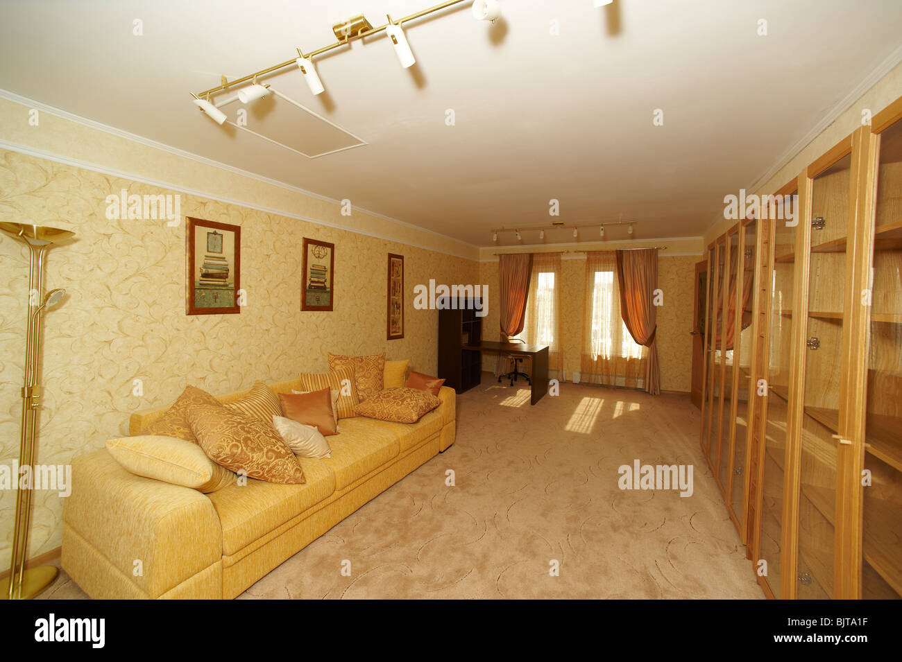 Suburban home interior hi-res stock photography and images - Alamy