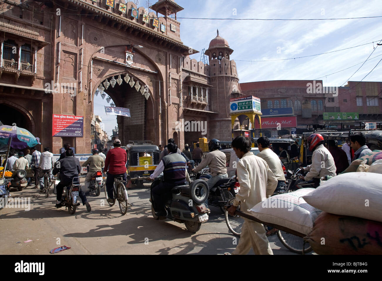 Street traffic at Kote Gate. Bikaner. Rajasthan. India Stock Photo - Alamy