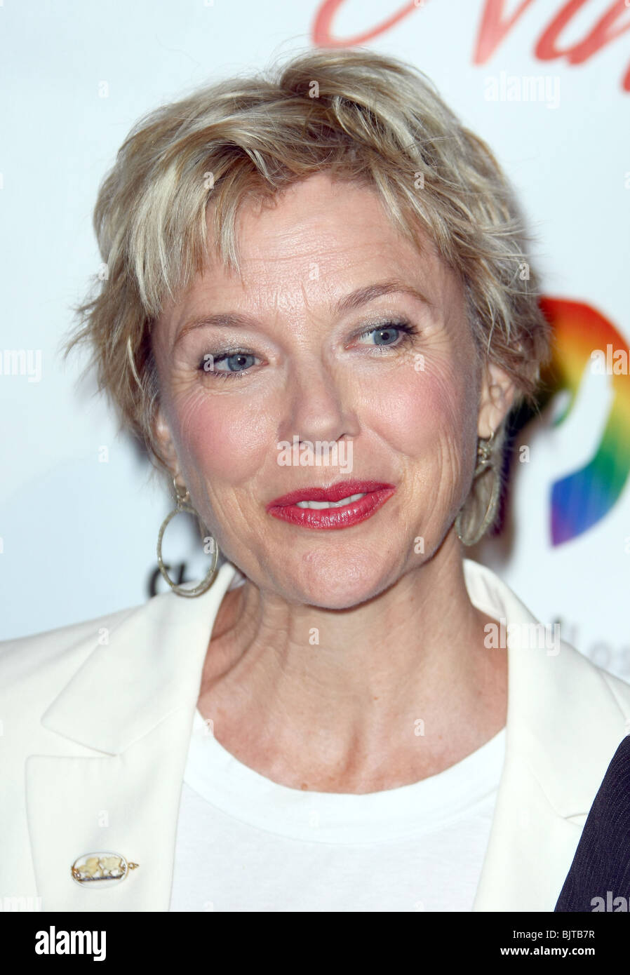 ANNETTE BENING 2009 NOCHE DE NINOS GALA BEVERLY HILLS LOS ANGELES CA ...