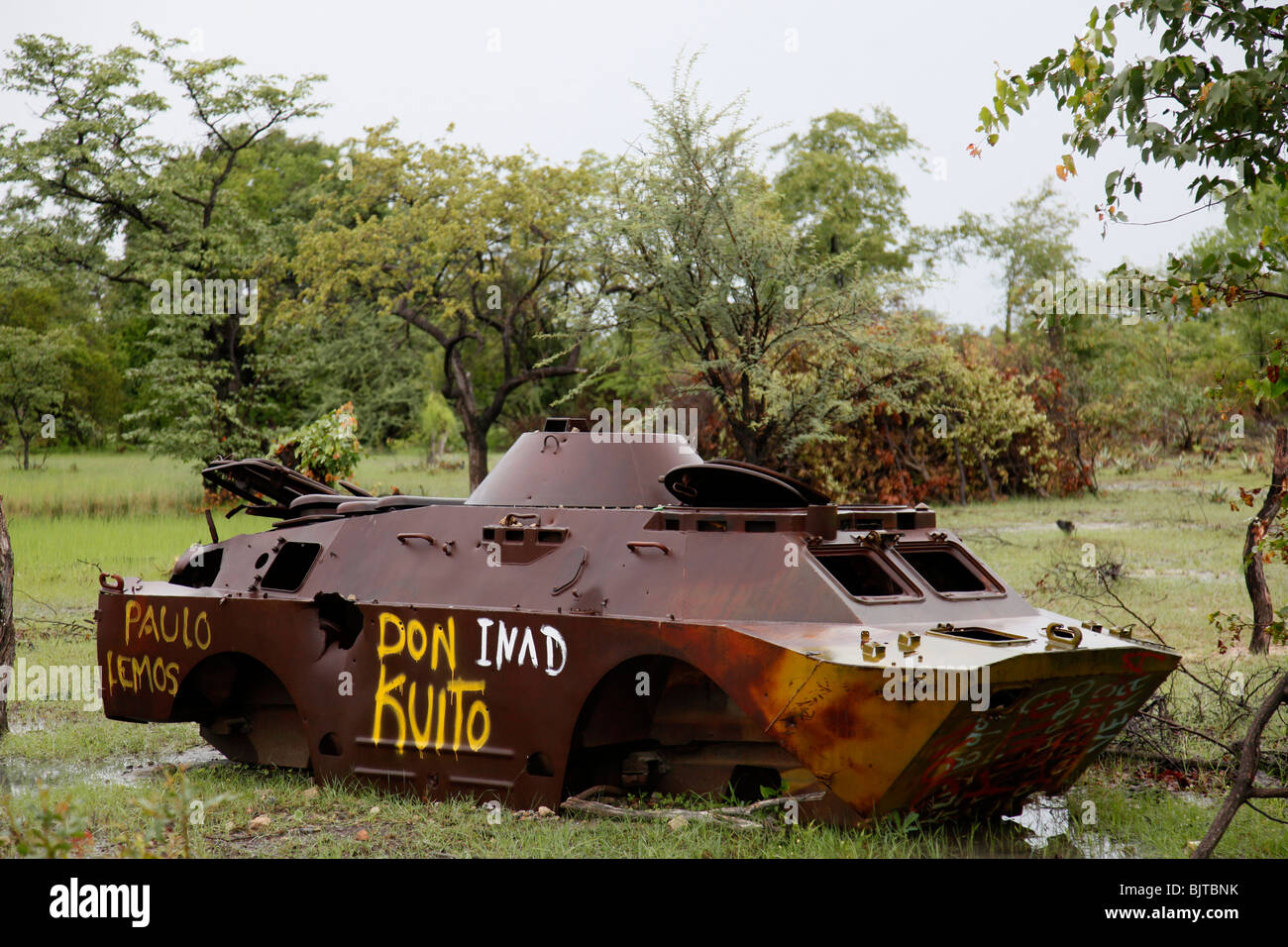 Army tanks line the roads from Ondjiva to Lubango. Cunene province ...