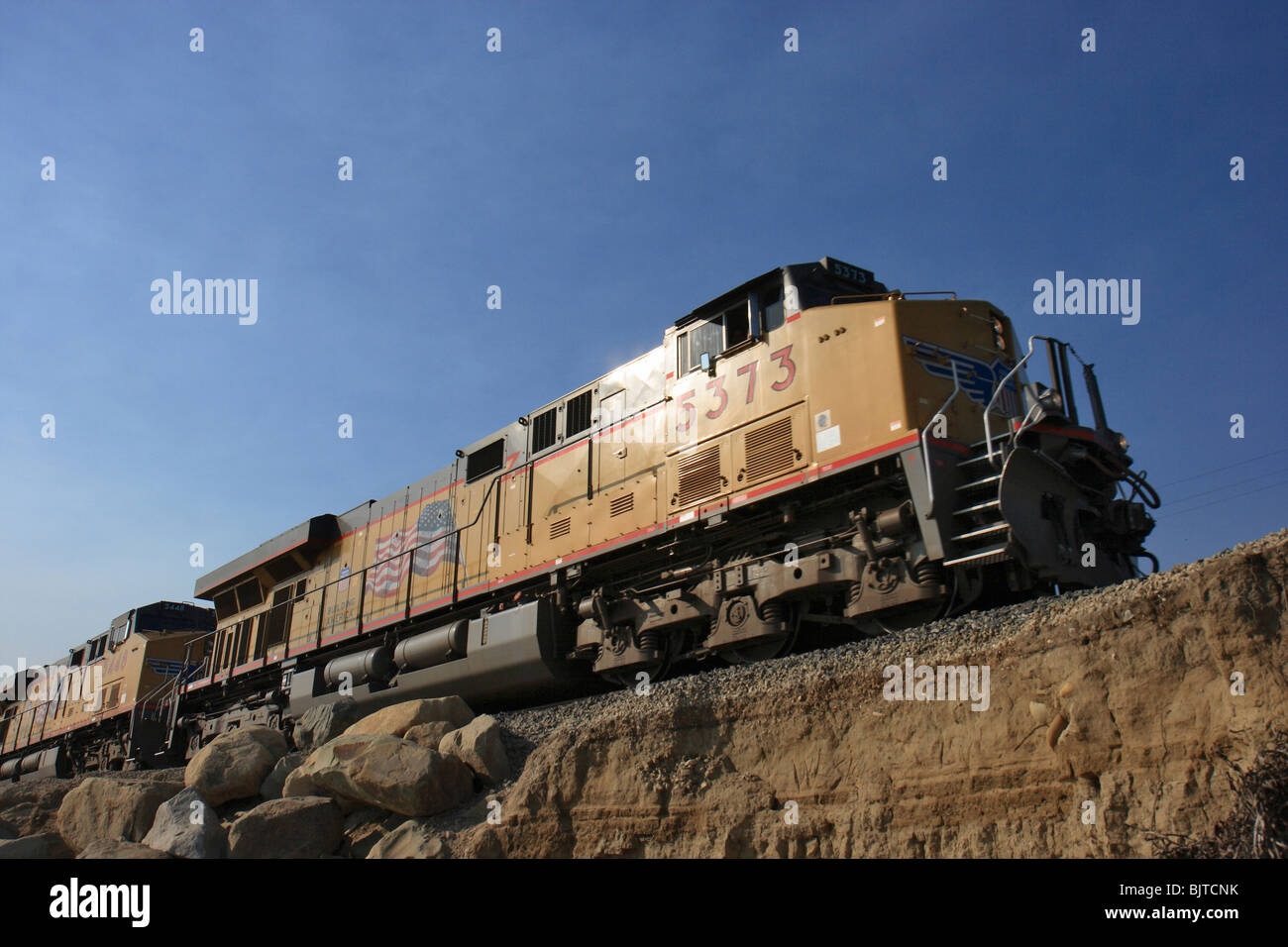 Goods train in Ventura, USA Stock Photo - Alamy
